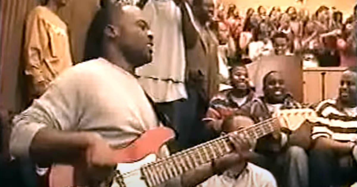 Sharay Reed plays funkiest gospel take on “Joy to the World” in church