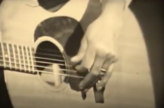 Blues artist Elizabeth “Libba” Cotten plays beautiful original song in ...