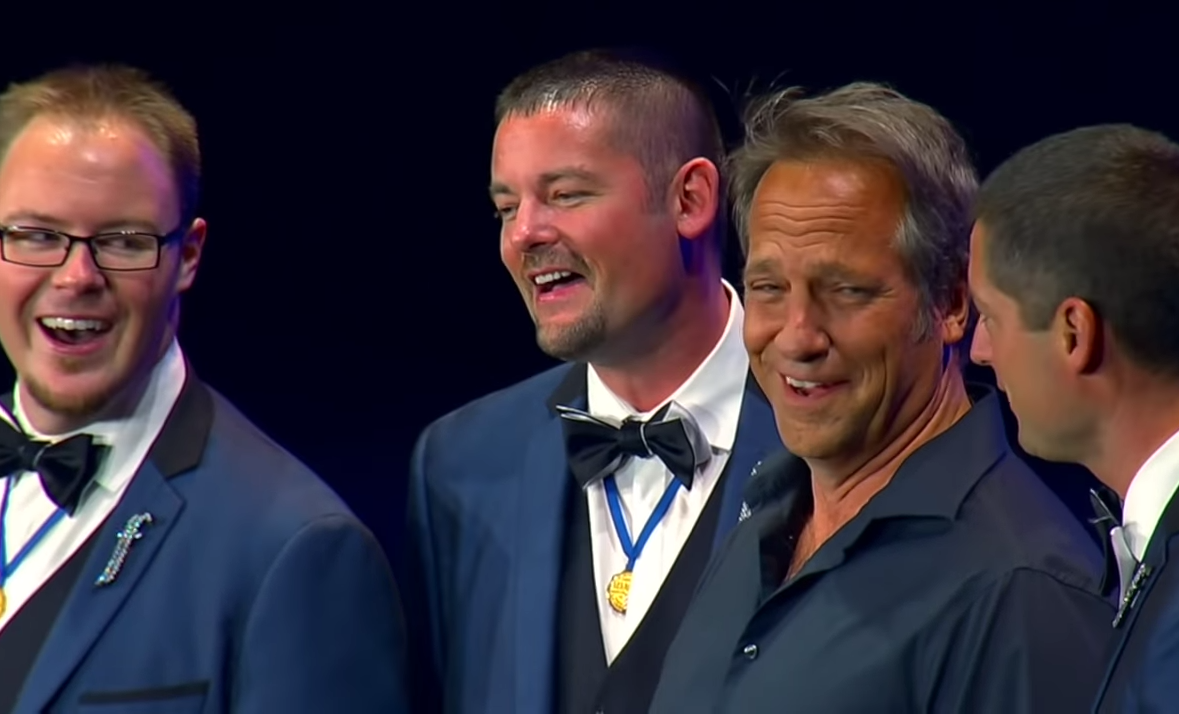 Crowds Doubt Turns Into Joy As Mike Rowe Sings With Barbershop Quartet