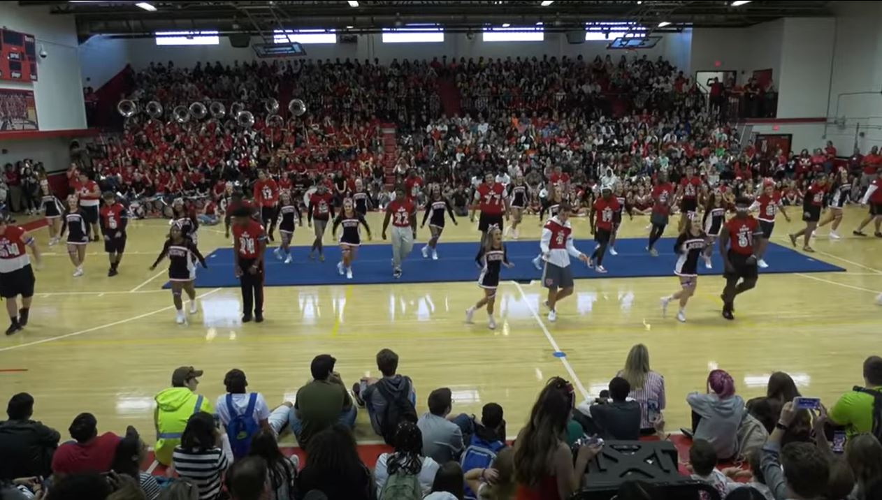 Students go silent when pep rally interrupted by cops